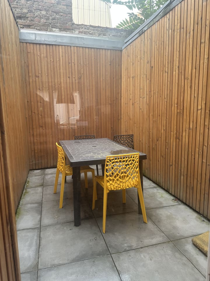 Chambre Dans Grande Maison - Croix