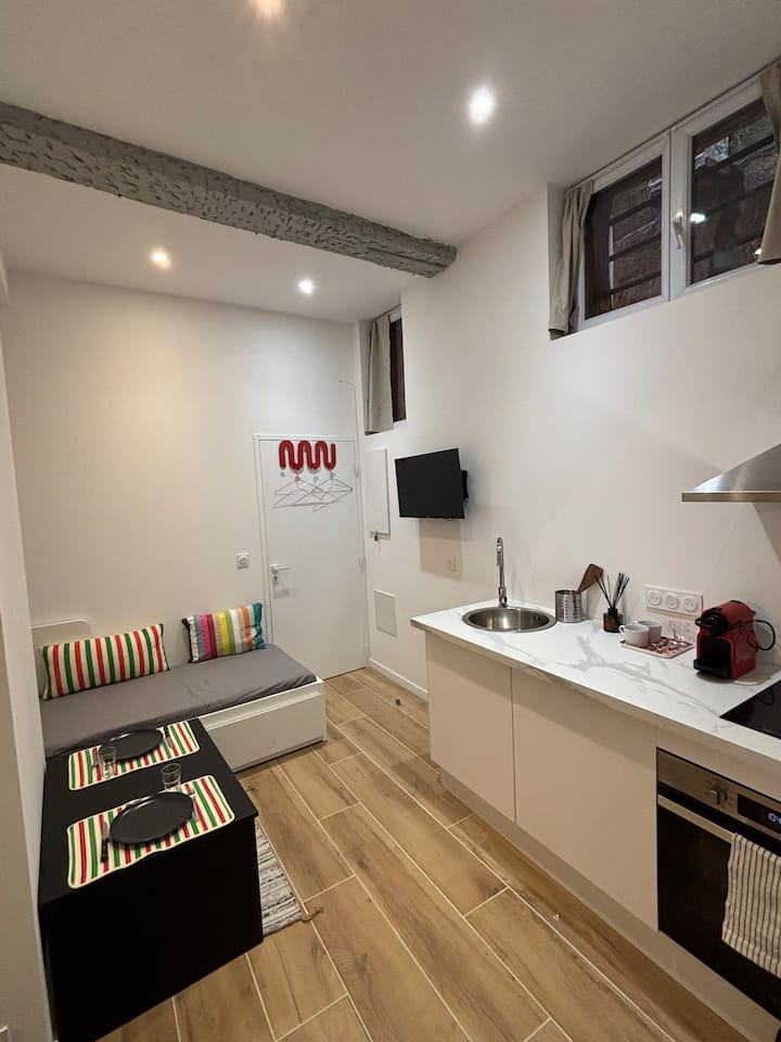 Studio Centre-ville, Au Calme Refait à Neuf. - Aix-en-Provence