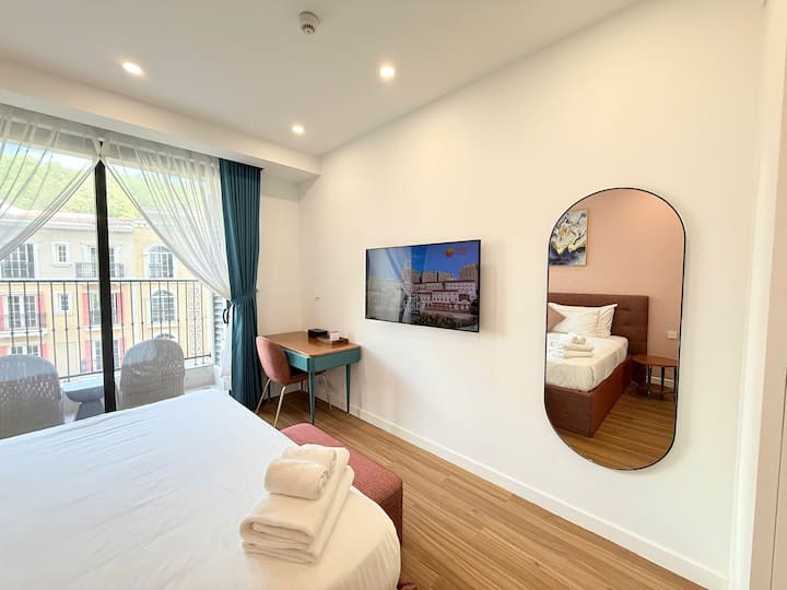 Blancavista_studio With Balcony Street View - Phú Quốc