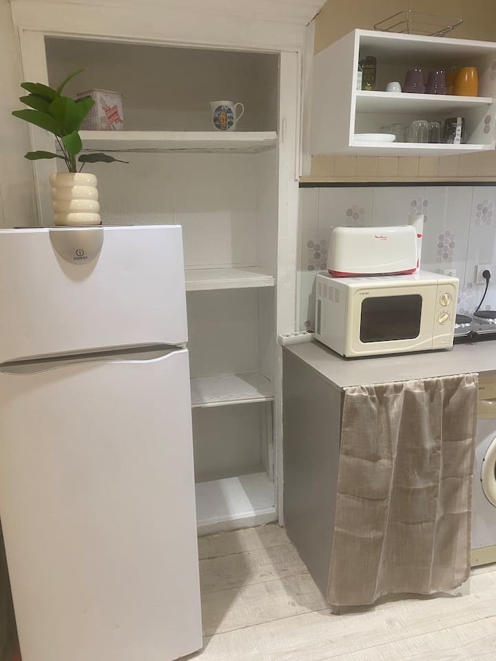 Appartement F1 En Plein Centre Ville De Corte - Corte