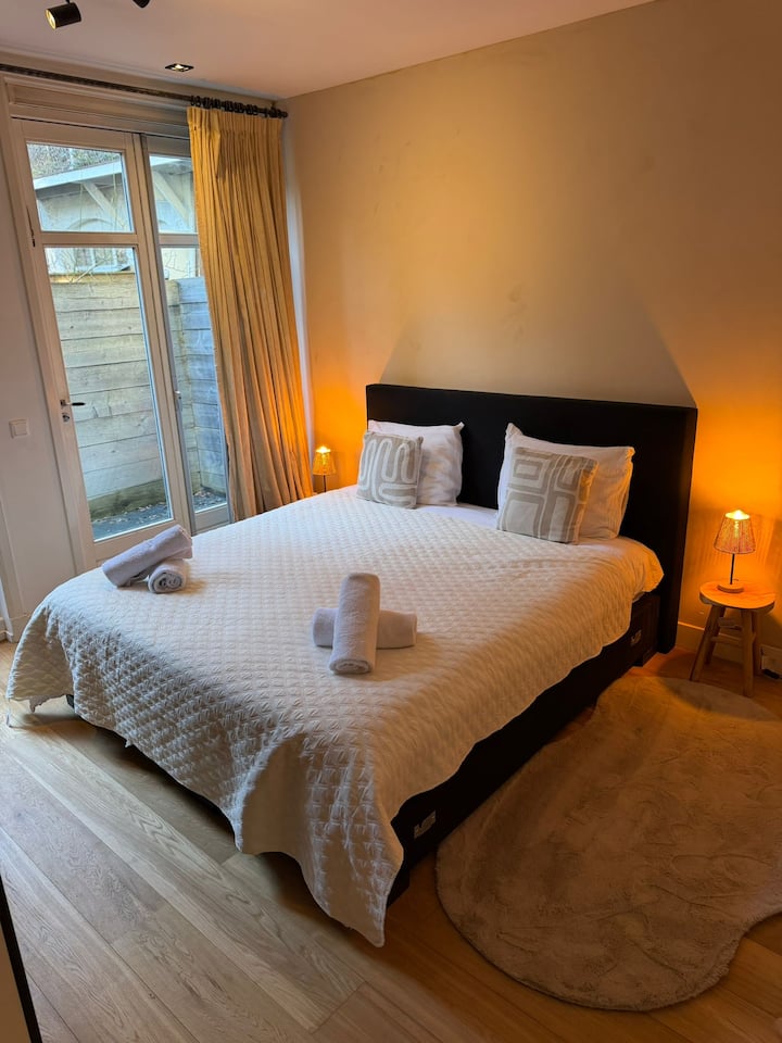 South Amsterdam Gem – Near Museums & City Center - Amsterdam