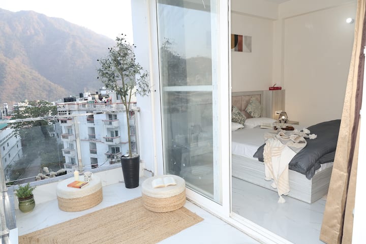 Solsky Haus – Minimal Sky View Stay In Tapovan - Rishikesh
