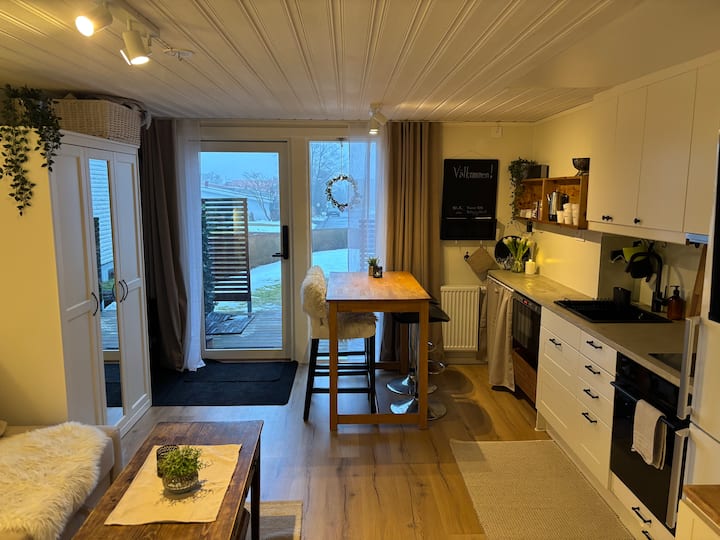 Annex I Centrala Falkenberg Med Egen Uteplats - Falkenberg