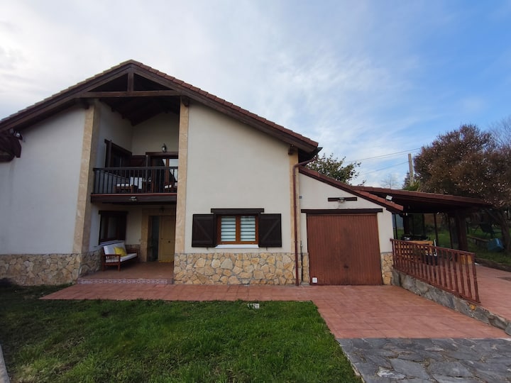 Casa Rabanillo. Chalet Con Jardín, Bbq Y Gimnasio. - Santillana del Mar