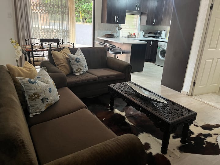 Quiet & Comfortable Home Away From Home - Secunda - Secunda