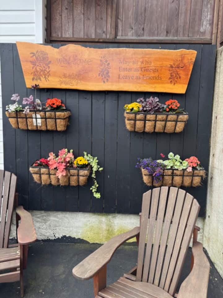 Westwood Retreat - Nanaimo