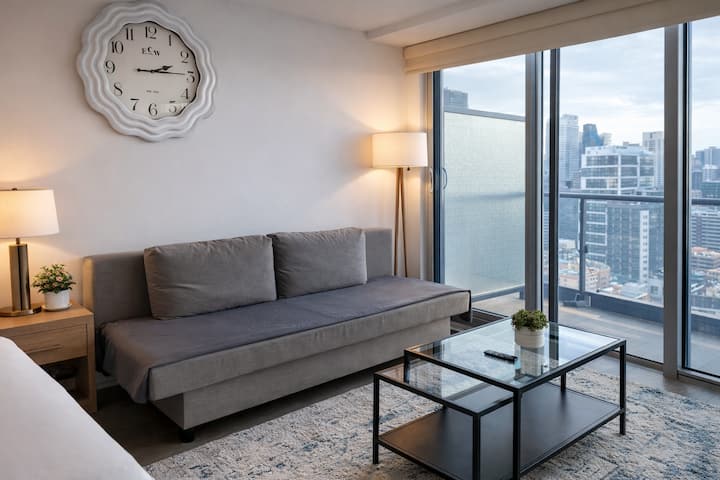 The Cozy Studio Escape | Balcony | City View - Toronto
