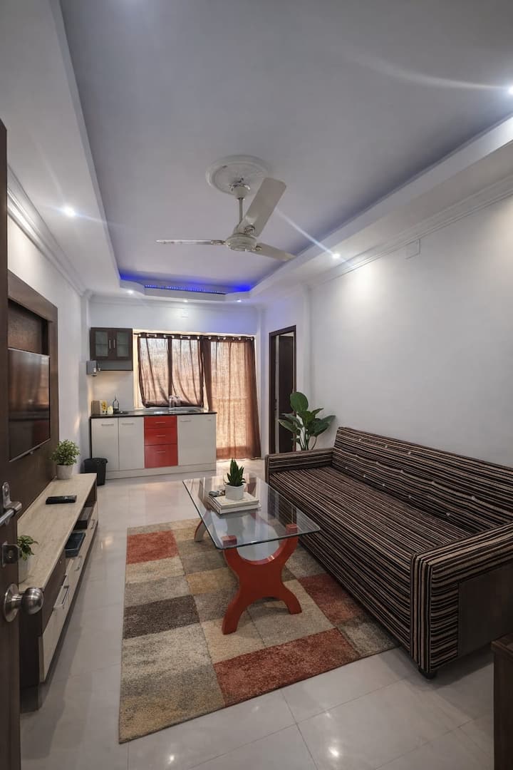 Cozy 1bhk Stay Near Puri Beach, & Personal Balcony - Puri