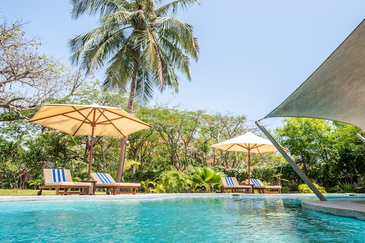 Luxury Villa W/ Private Pool & Chef’s Kitchen - Diani Beach