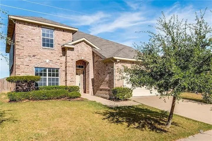 Near Pga, Universal Kids, Frisco & Lake Lewisville - Frisco, TX