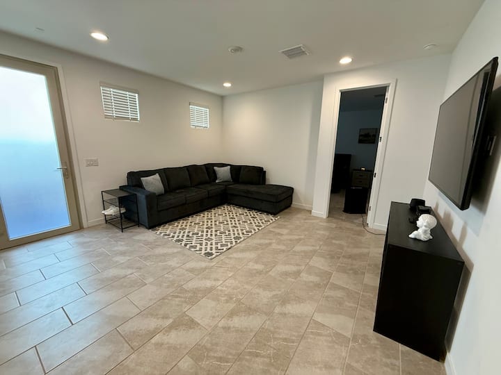 Modern Private Casita • 5 Min To Raceway - 埃文代爾