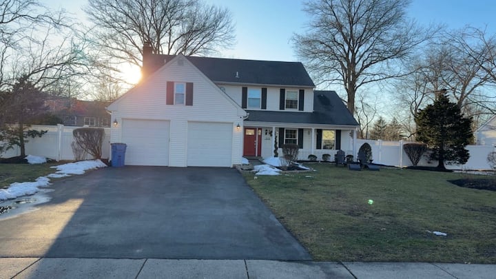 Vip Kickoff Retreat, World Cup Ready! - Newtown, PA