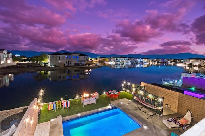 Coachella Breeze: Slps20+gamerooom+nr Coachella - California