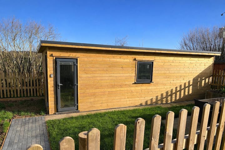 Flopsy Rabbits Cabin - Bovey Tracey