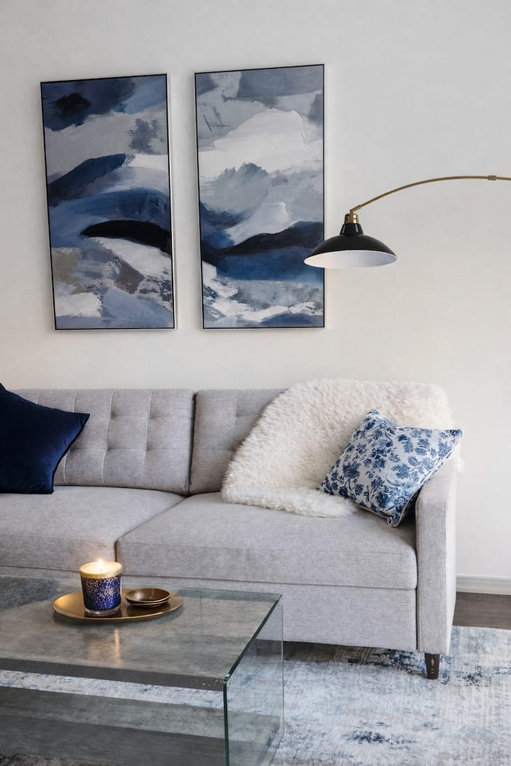 Modern Hollywood Stay • King Bed • Walk Of Fame - Los Angeles, CA
