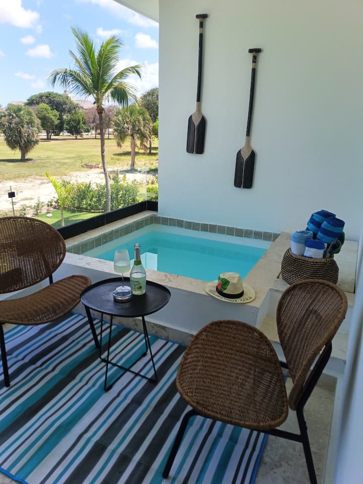 White Sand Beach Onas Resident With Picuzzi. - Punta Cana