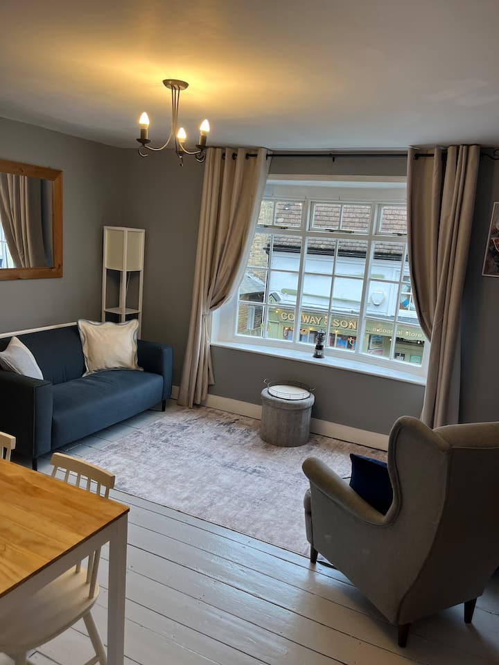 The Merchants Loft, Central Overlooking Harbour St - Whitstable