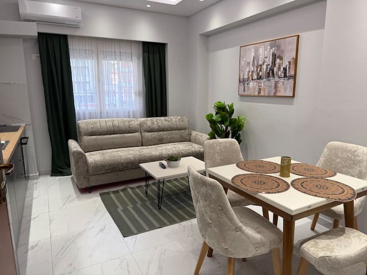 Brand New Apartment In Lungomare - Albanië