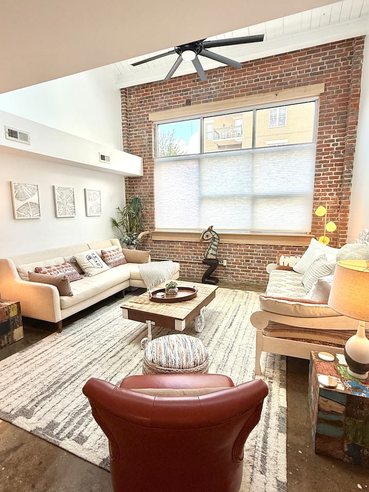 Cityloft - Spacious Historic Downtown Hideaway - Wilmington, NC