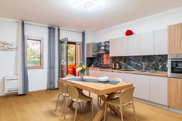 ÉLégant Appartement 5' Mer | Wifi & A/c - Cagliari