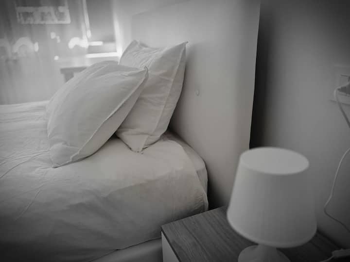 Crisma's Favoloso Quadrilocale Mm Gialla - Milan