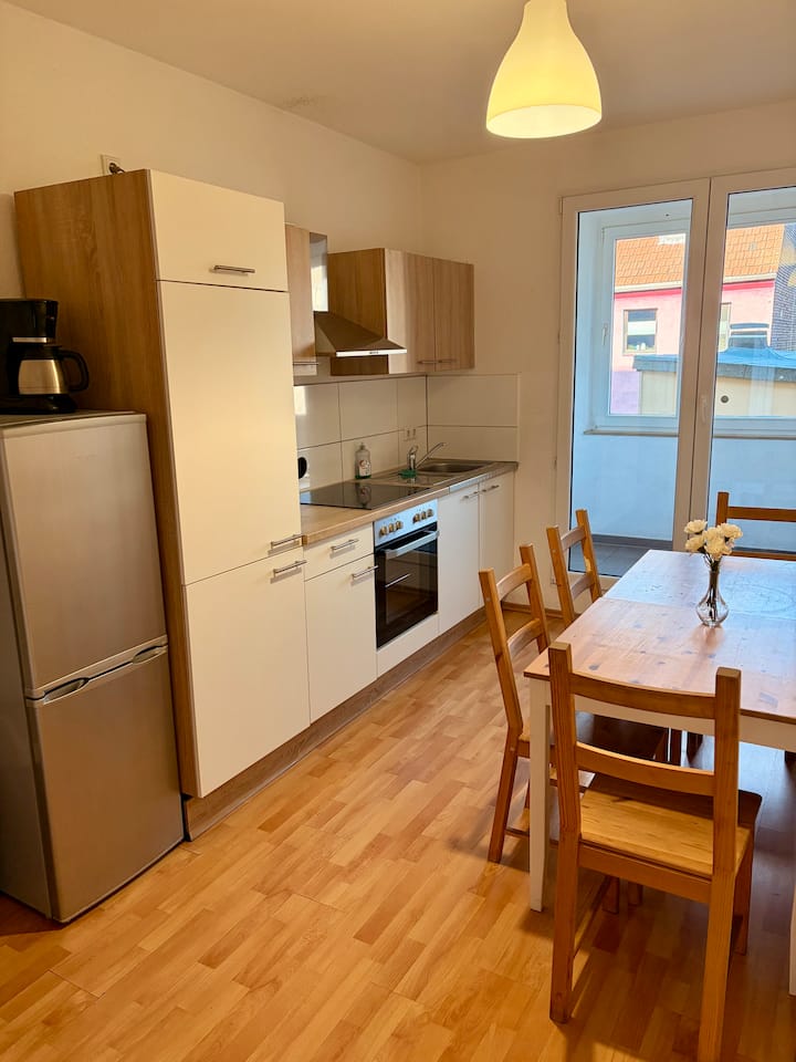 Bis Zu 7 Gäste – Komfort Apartment, Möbliert - Gelsenkirchen