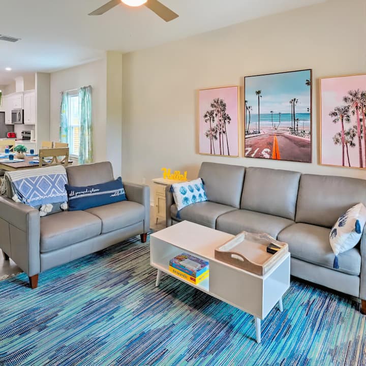 Howdy Holiday: The Coastal Pearl - Corpus Christi, TX