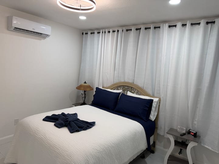 Cozy Studio Apartment - Lakeland, FL