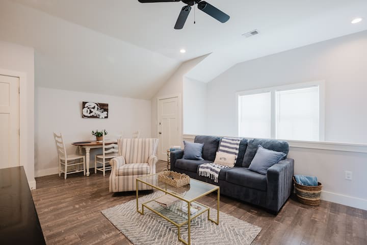 The Coastal Carriage In The Heart Of Bluffton - Bluffton, SC