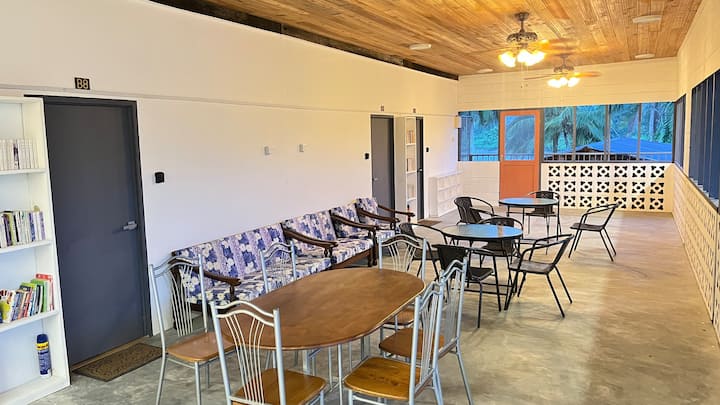 The Home- A Place To Stay And Gather - Sri Aman