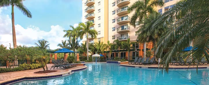 Huge 4br Presidential At Palm-aire - Pompano Beach, FL