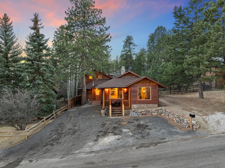 Evergreen Cabin - Evergreen, CO