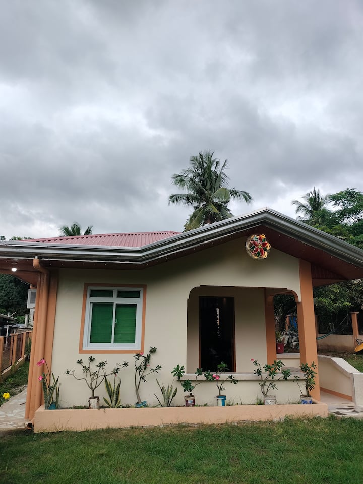 Gutierrez Serenity Sanctuary - Lobo