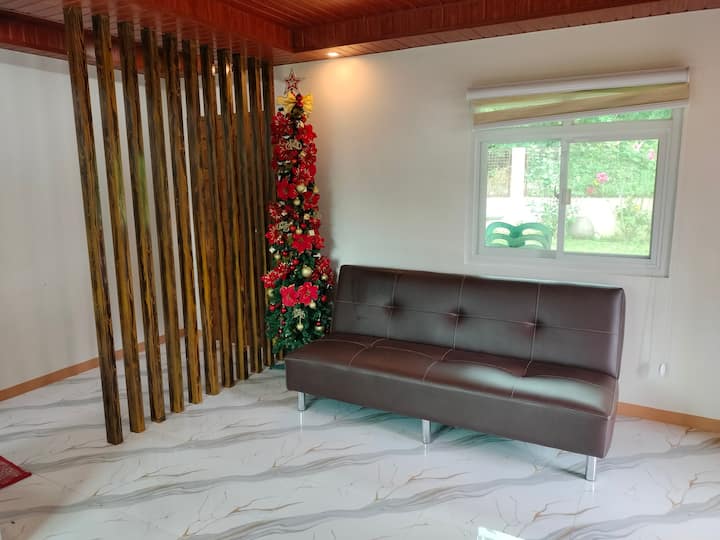 Gutierrez Serenity Sanctuary - Lobo