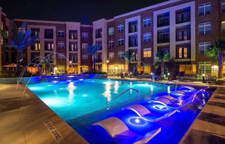 Modern Midtown Apartment | Minutes From Downtown - Northside - Houston