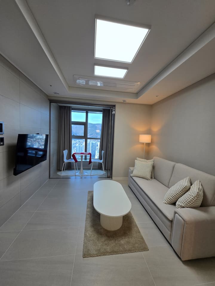 글로잉스테이2 - Busan