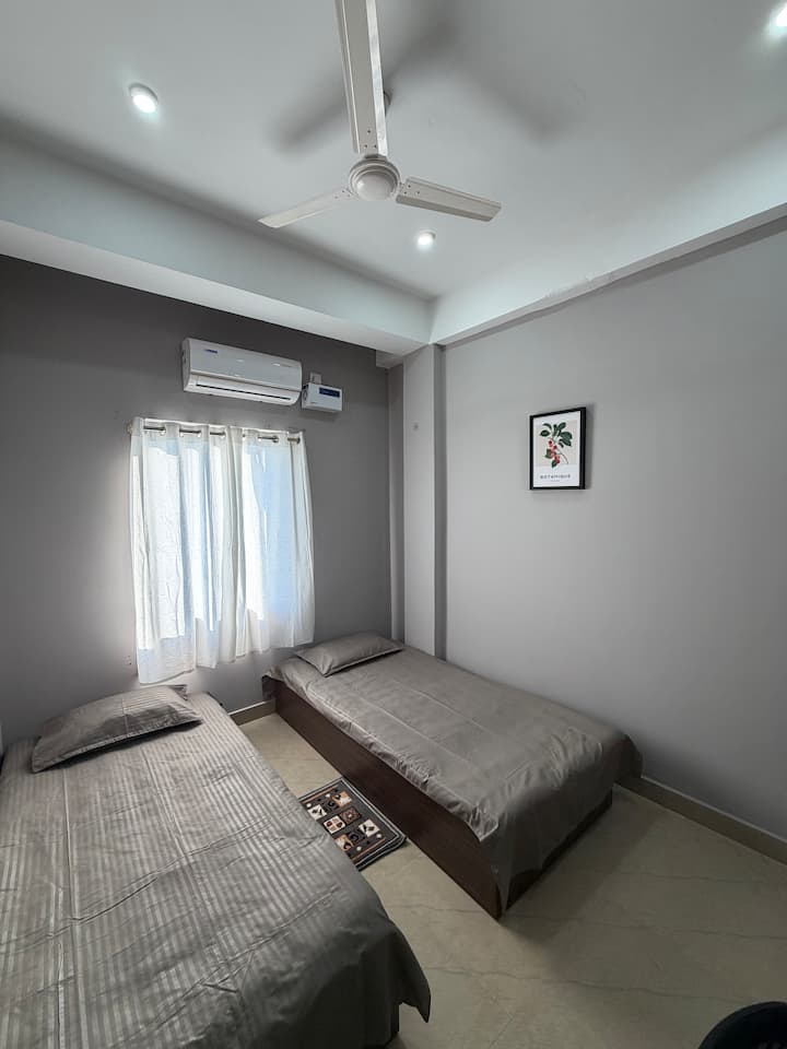 Deluxe Premium Suite | Vaishnav Cottage - Agartala