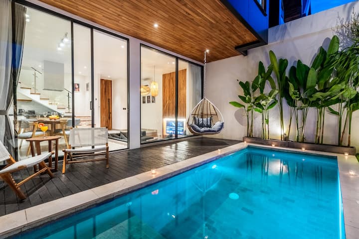 Tropical 2br Villa - Close To Canggu & Cafes - Bali