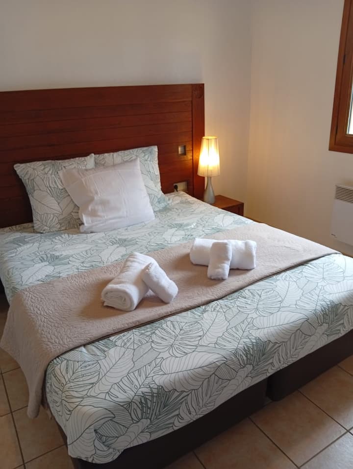 Lou De Laly • 2 Chambres + Piscine • Centre Uzès - Uzès