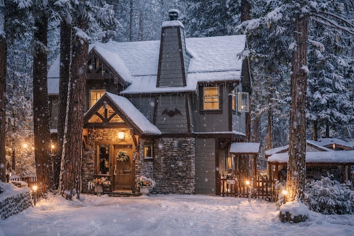 Modern Cabin - Walk To Beach, Brewery, Restaurants - North Lake Tahoe, CA