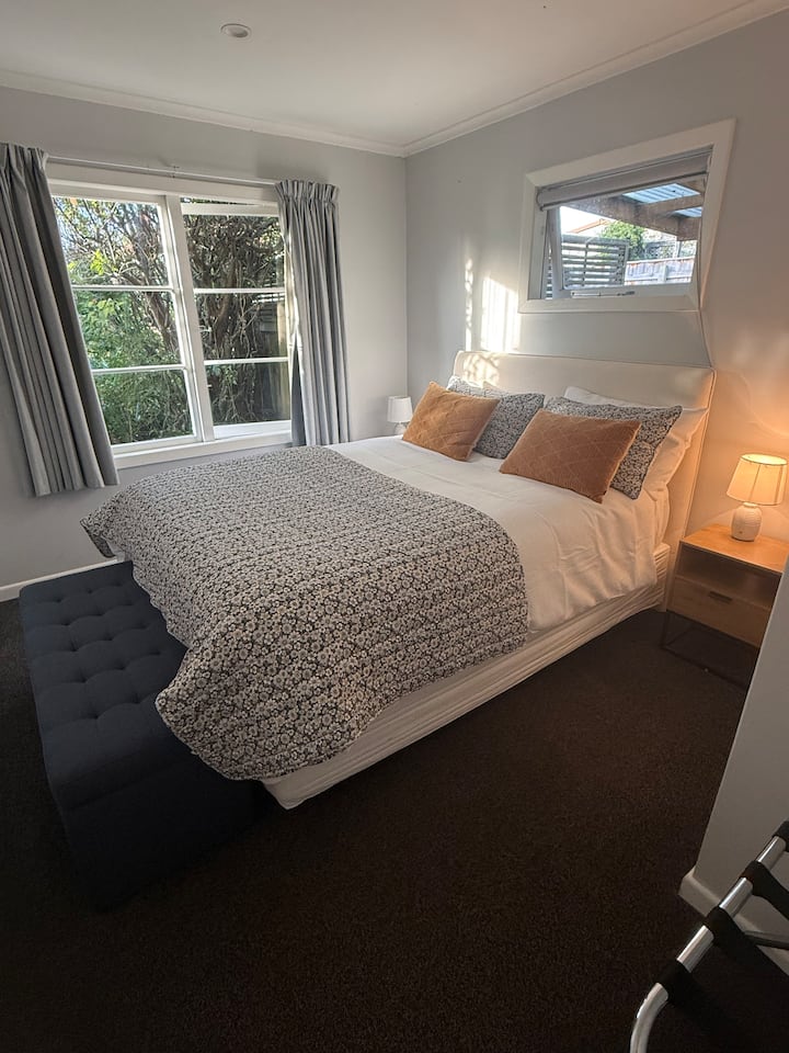 Welcome To Blue Haven In St John’s - Incl Pets - Whanganui