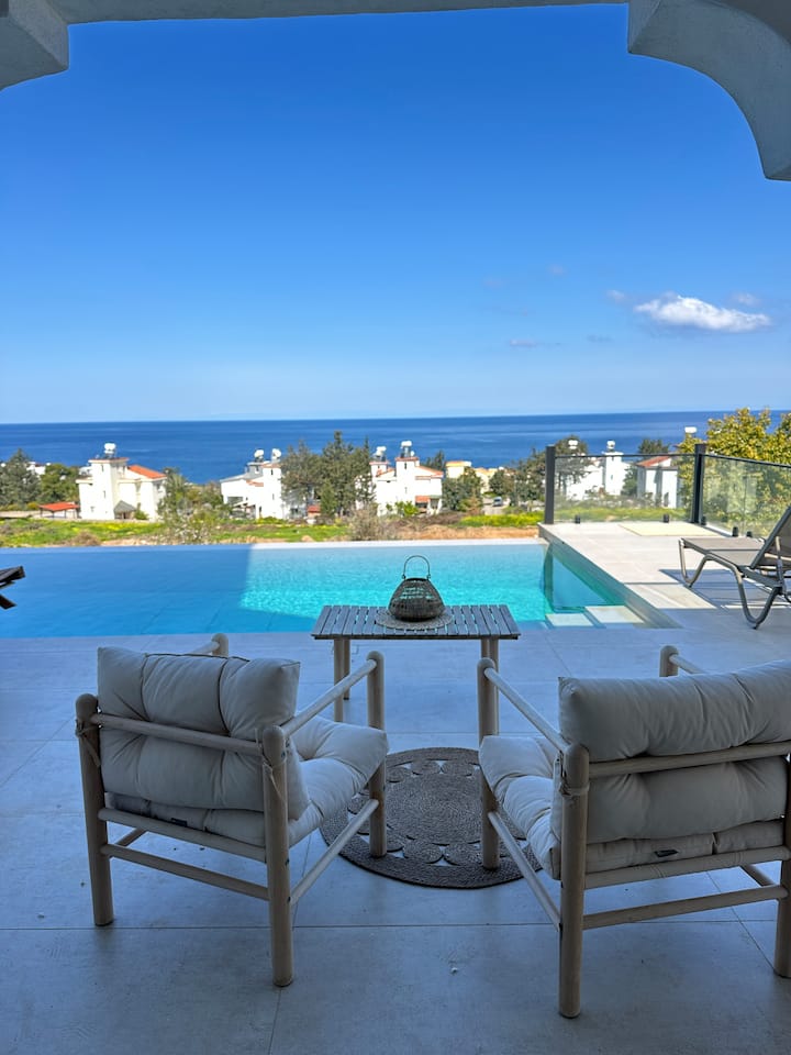 Kıbrıs Esentepe’de Deniz Manzaralı ÖZel Villa - Kyrenia