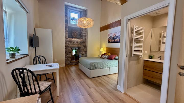 Habitación Doble Con Rincón De Cortesía-pusantenea - Tolosa
