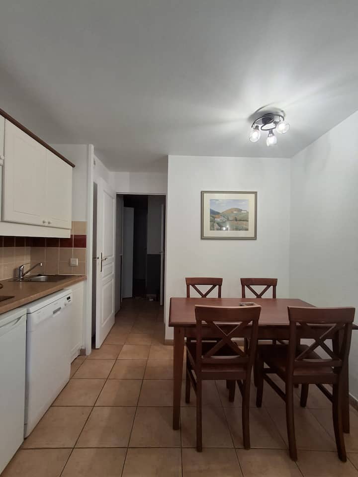 Appartement 2 à 4 Personnes Au Rez De Chaussée - Saint-Jean-Pied-de-Port