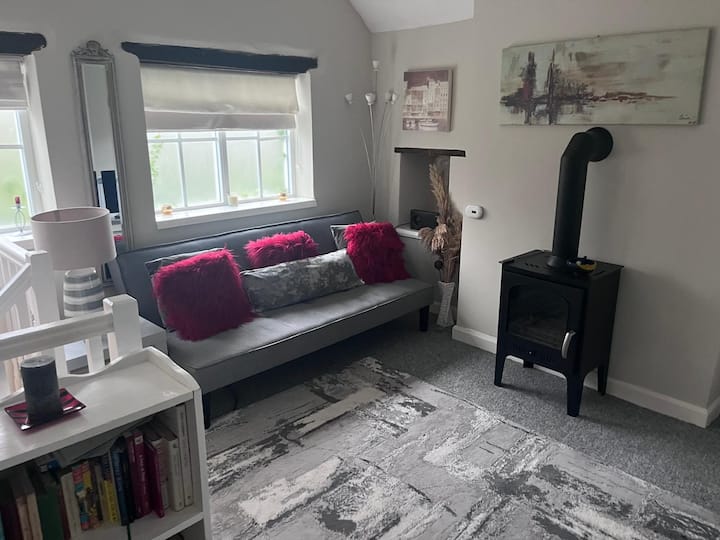 Cosy Cotswold Couple Retreat (2 Ppl Dog Friendly) - Burford, UK