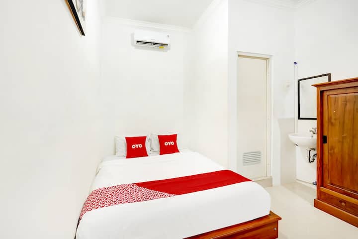 Stylish Suite Family Stay Near Unisla W/ Free Wifi - Made