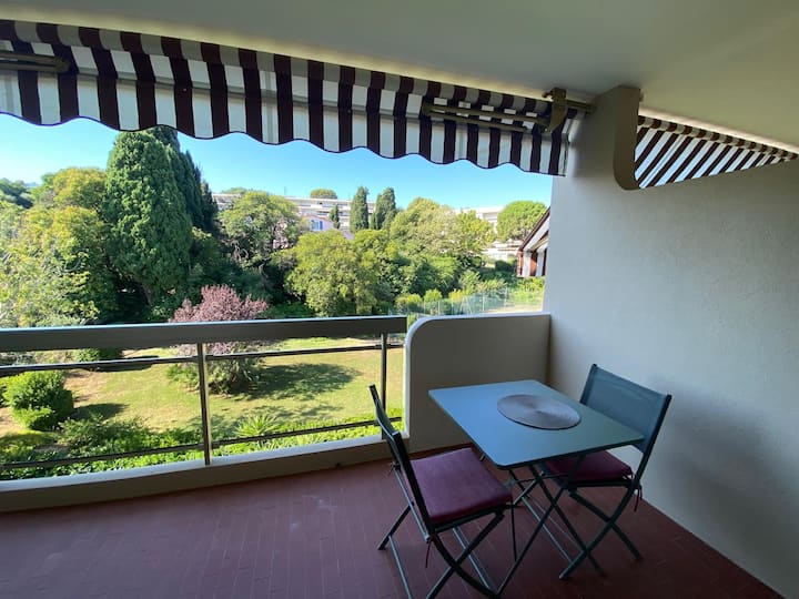 Studio Avec Balcon Vue Dégagée, Piscine & Parking - Antibes