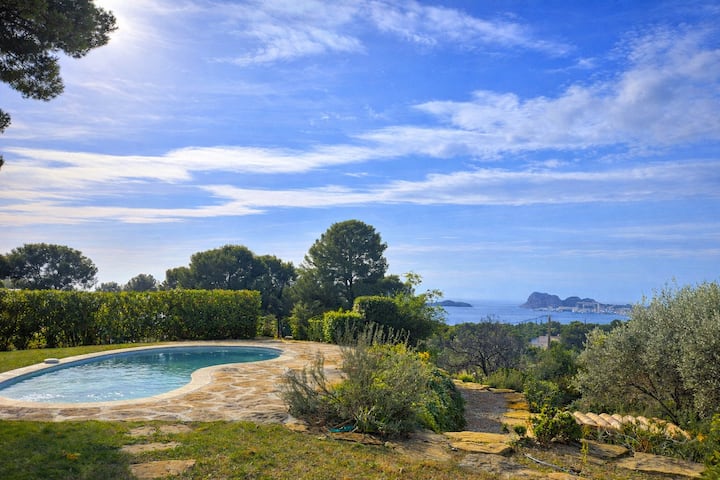 Villa Sur La Baie De La Ciotat. - La Ciotat