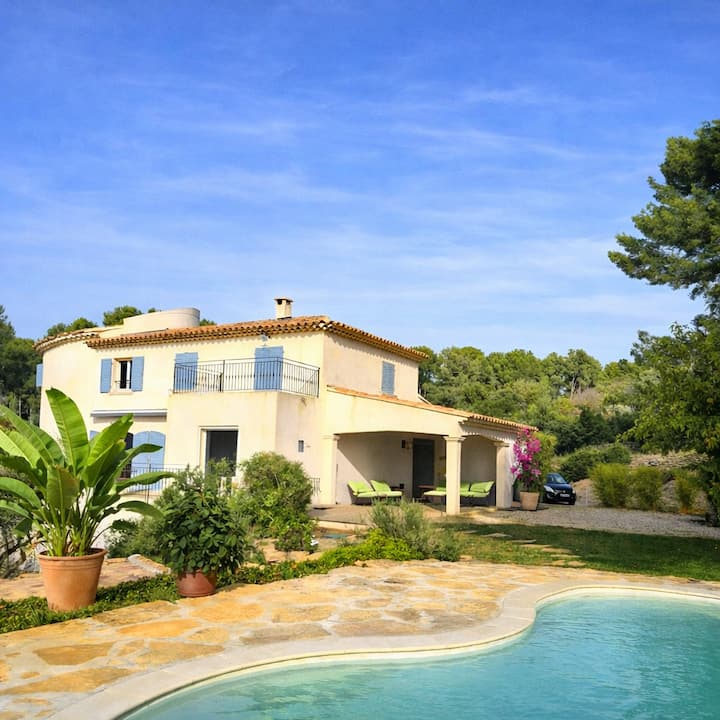 Sur Les Toits De La Méditerranée - La Ciotat