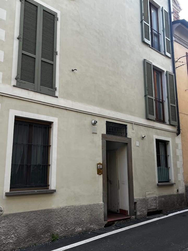 P4 Crema Home Nel Cuore Di Crema Come In Un Film - Crema